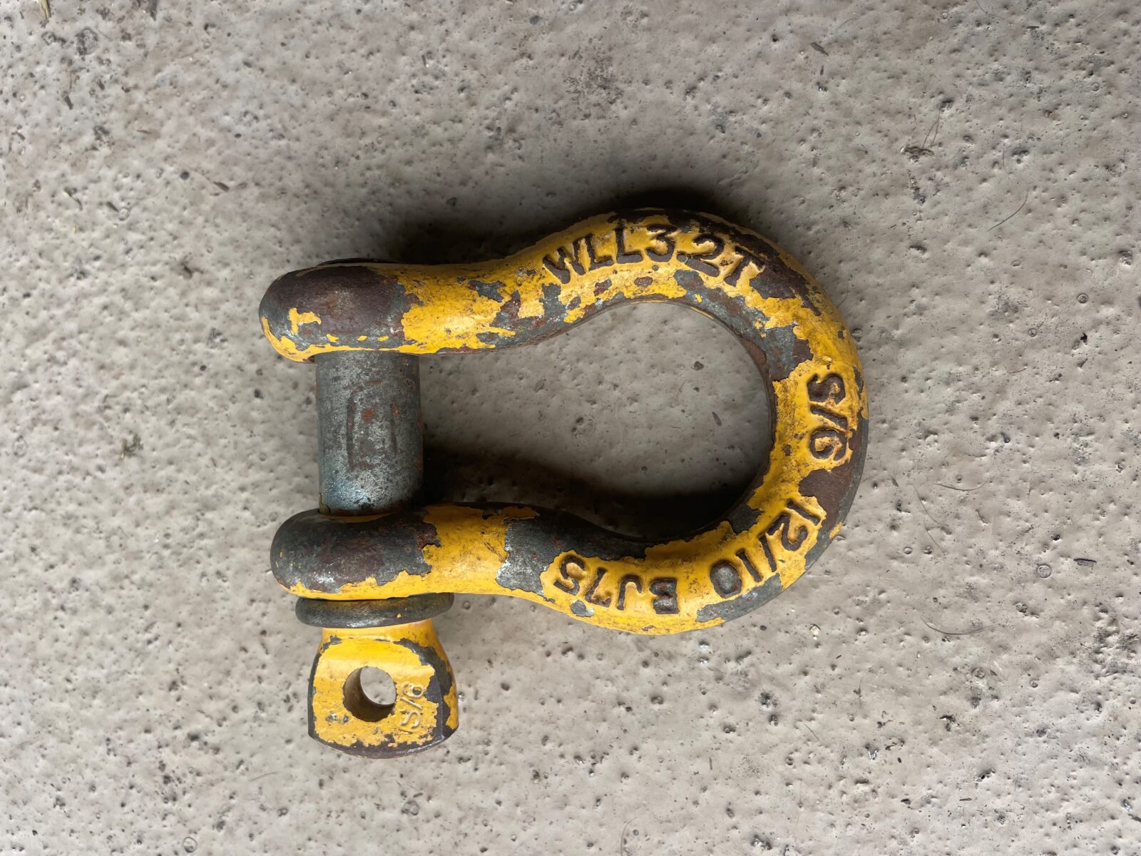 Safety Chains, Shackles & Hooks - RVSafe